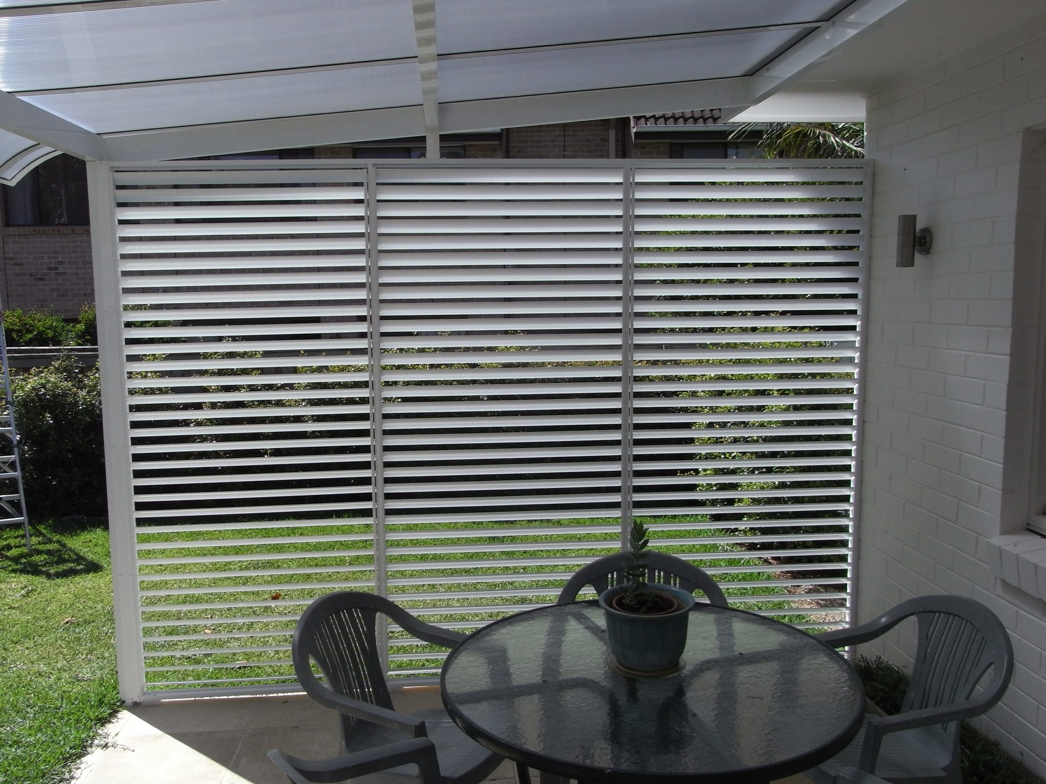 Retractable Privacy Screen | Outdoor Privacy Screen